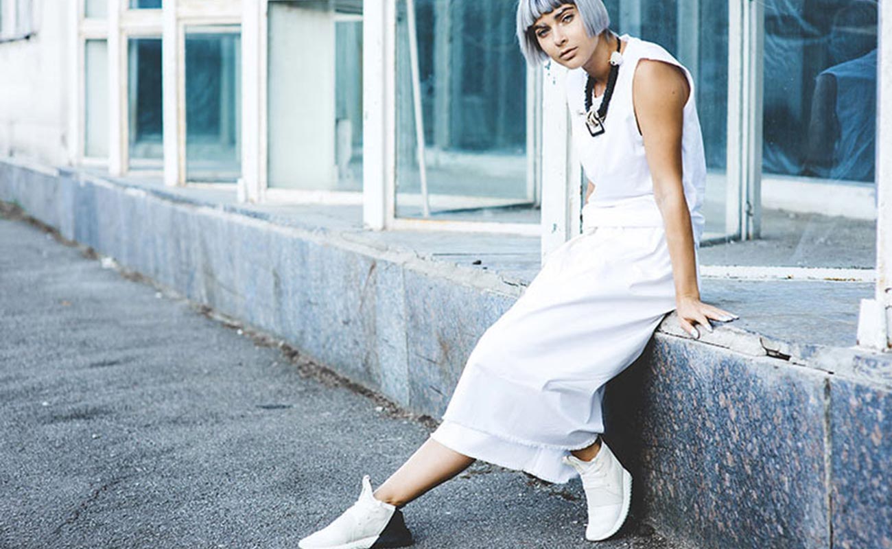 White Moments - The Kaye Cox Way